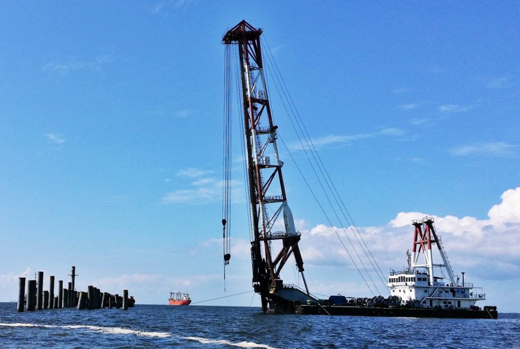 Sabah Ammonia Urea Plant (SAMUR) at Sipitang, Sabah - ICP Piles
